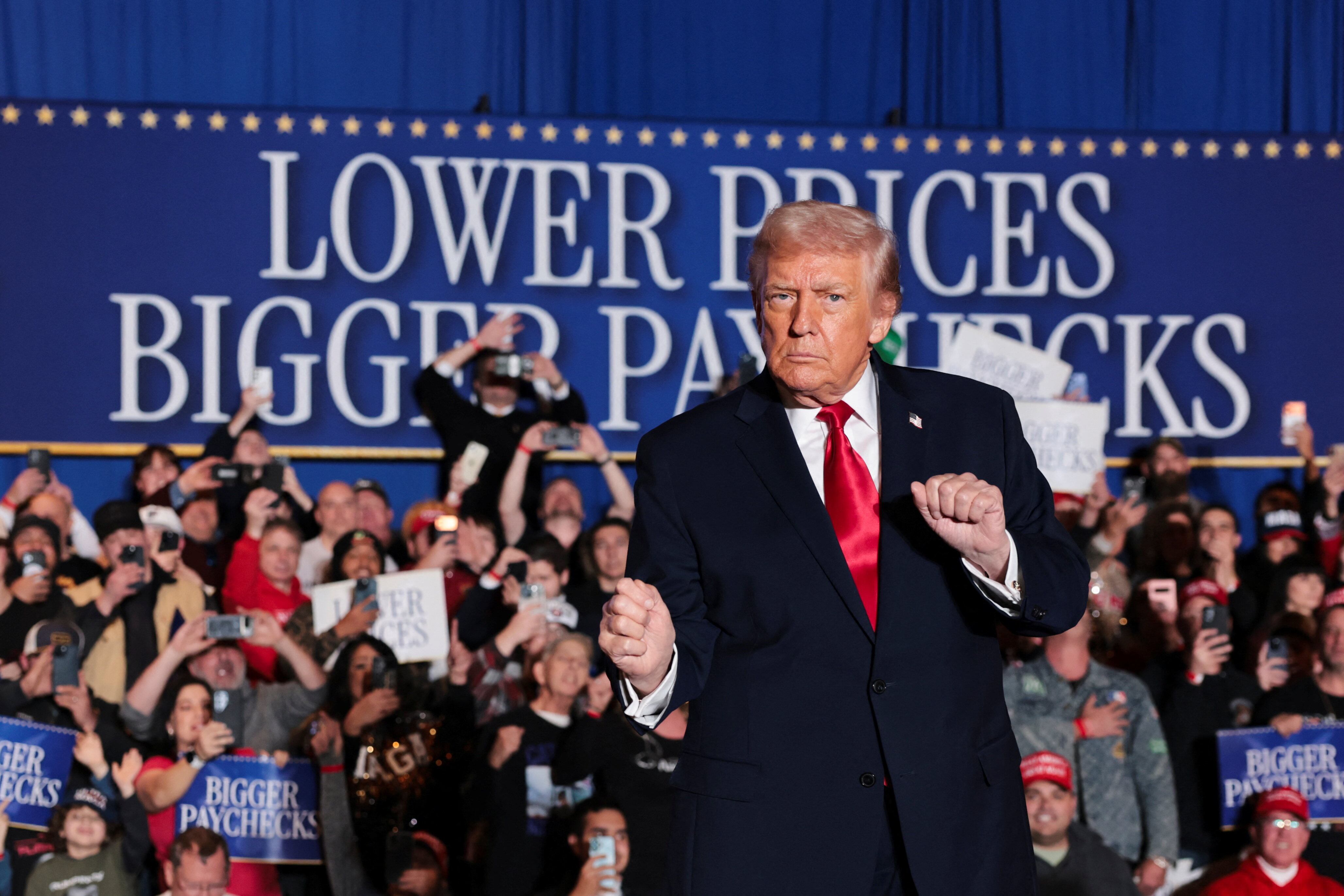 Trump defends economic record in overnight Truth Social post