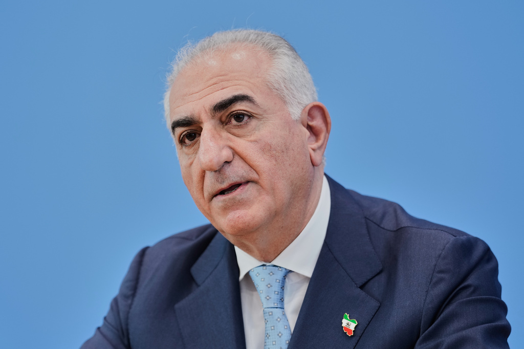 Reza Pahlavi: Trump’s messaging on Iranian uprising ‘confusing the hell ...