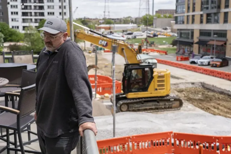 'Growth hurts': Restaurants on Omaha streetcar route suffering during ...