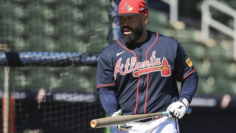 Former Red Sox World Series champion signs with MLB's best team
