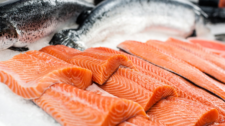 12 things experts say you should look for when buying salmon