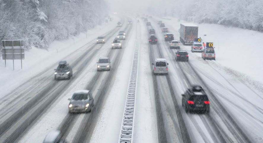 Winter storm warning: 13 inches of snow with 90 mph winds doesn’t quit ...