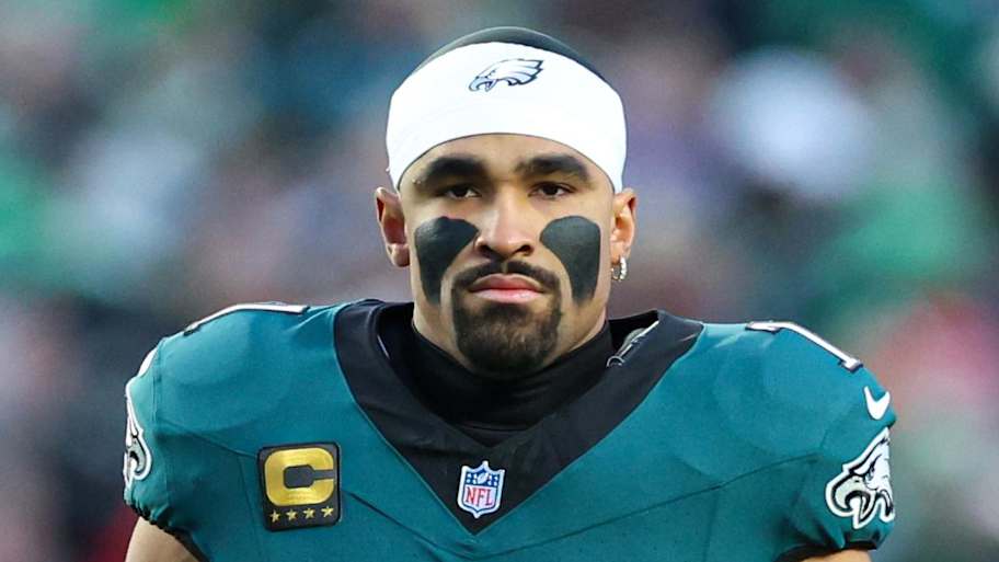 Jalen Hurts sounds like he's getting his hands dirty with Eagles receivers