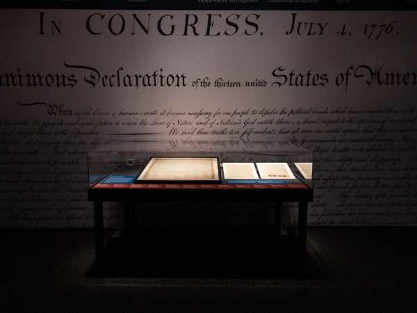 Texas museum showcases founding American documents for limited time