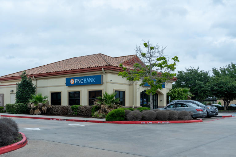 PNC launches new credit card with 18-month 0% APR offer and interest ...
