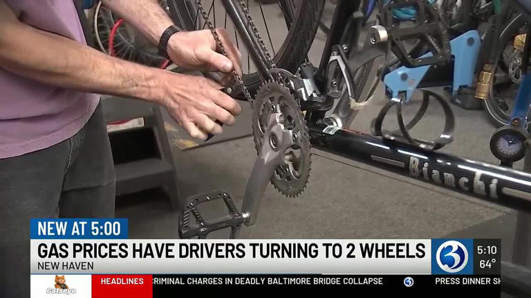 Rising gas prices drive New Haven residents to bicycles