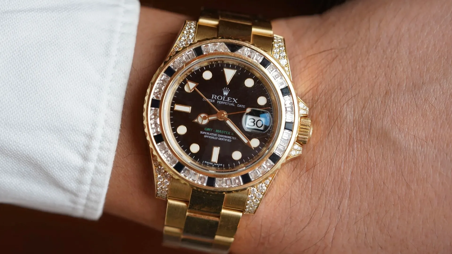 Iconische Rolex die door rapper Drake werd gedragen tijdens covershoot ...