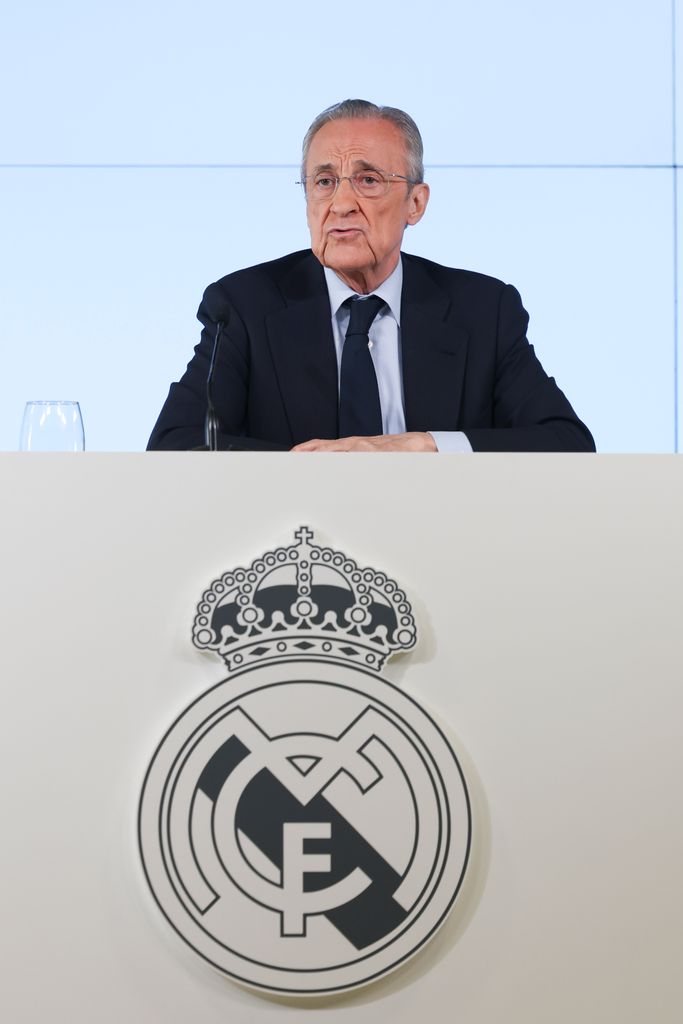 Florentino Pérez, indignado, comparece por sorpresa en plena crisis del ...