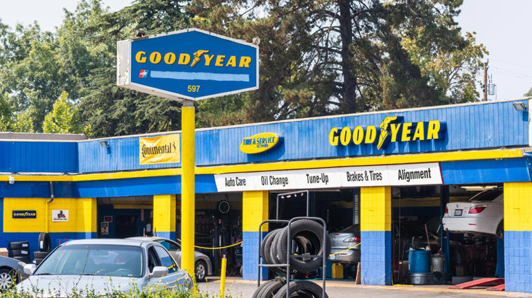 Not Jiffy Lube: JD Power names the best oil change service in 2026