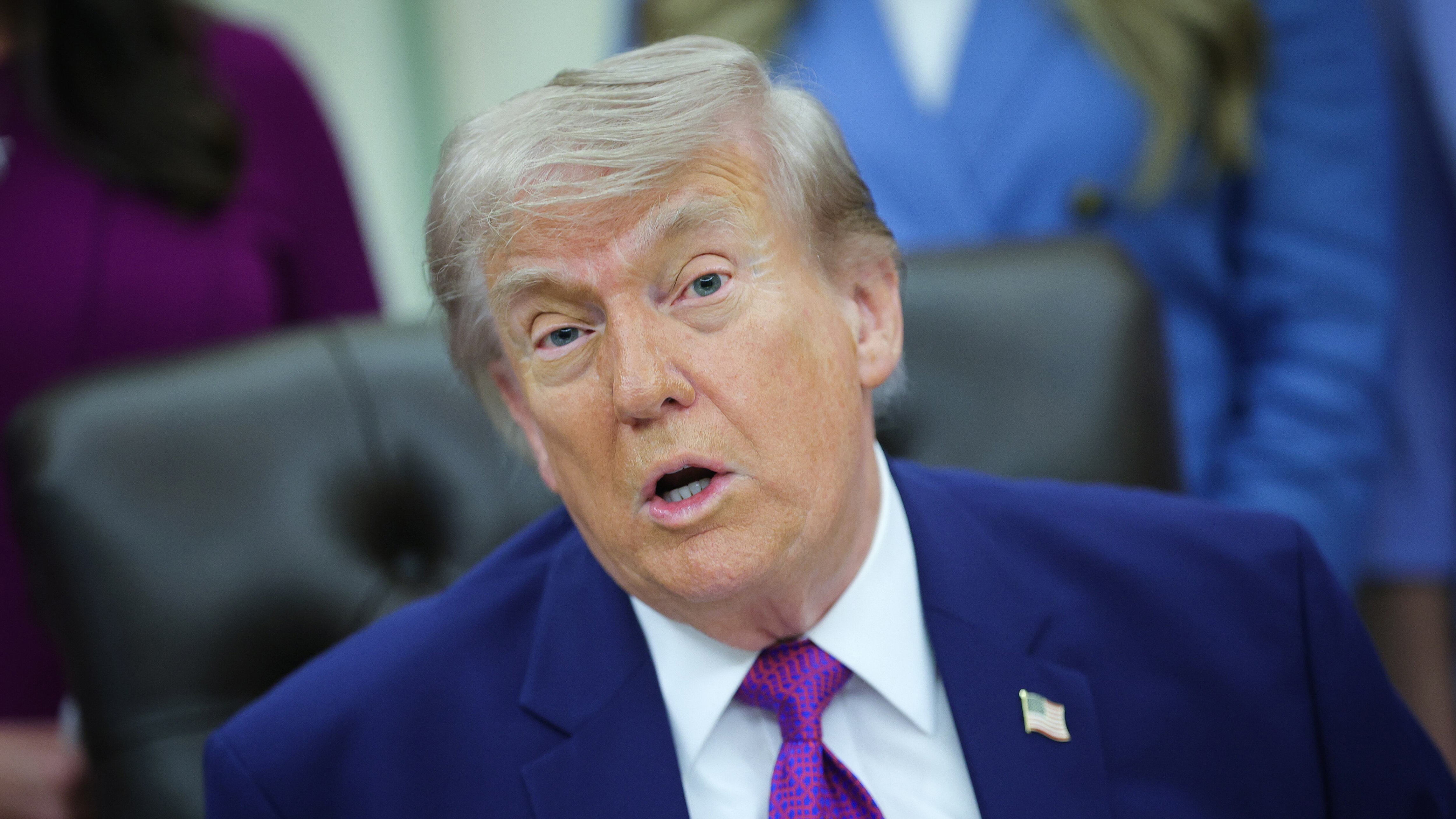 Trump’s tacky White House dream spirals out of control