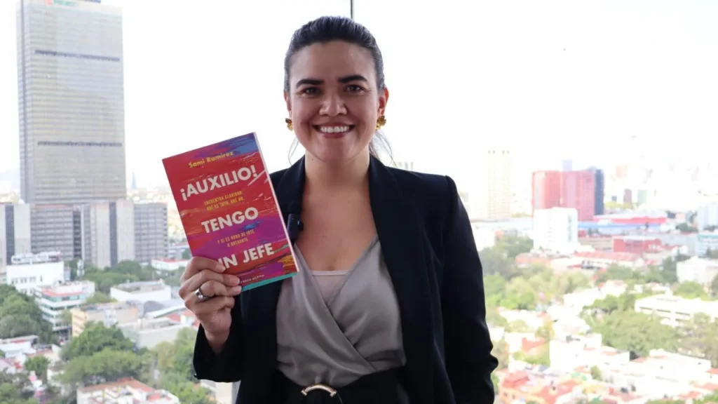 'Auxilio, tengo un jefe': ¿cómo sobrevivir al caos laboral?