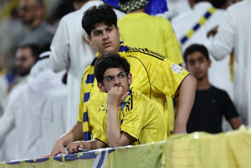 Soccer-Bento blunder delays Al Nassr's title celebrations