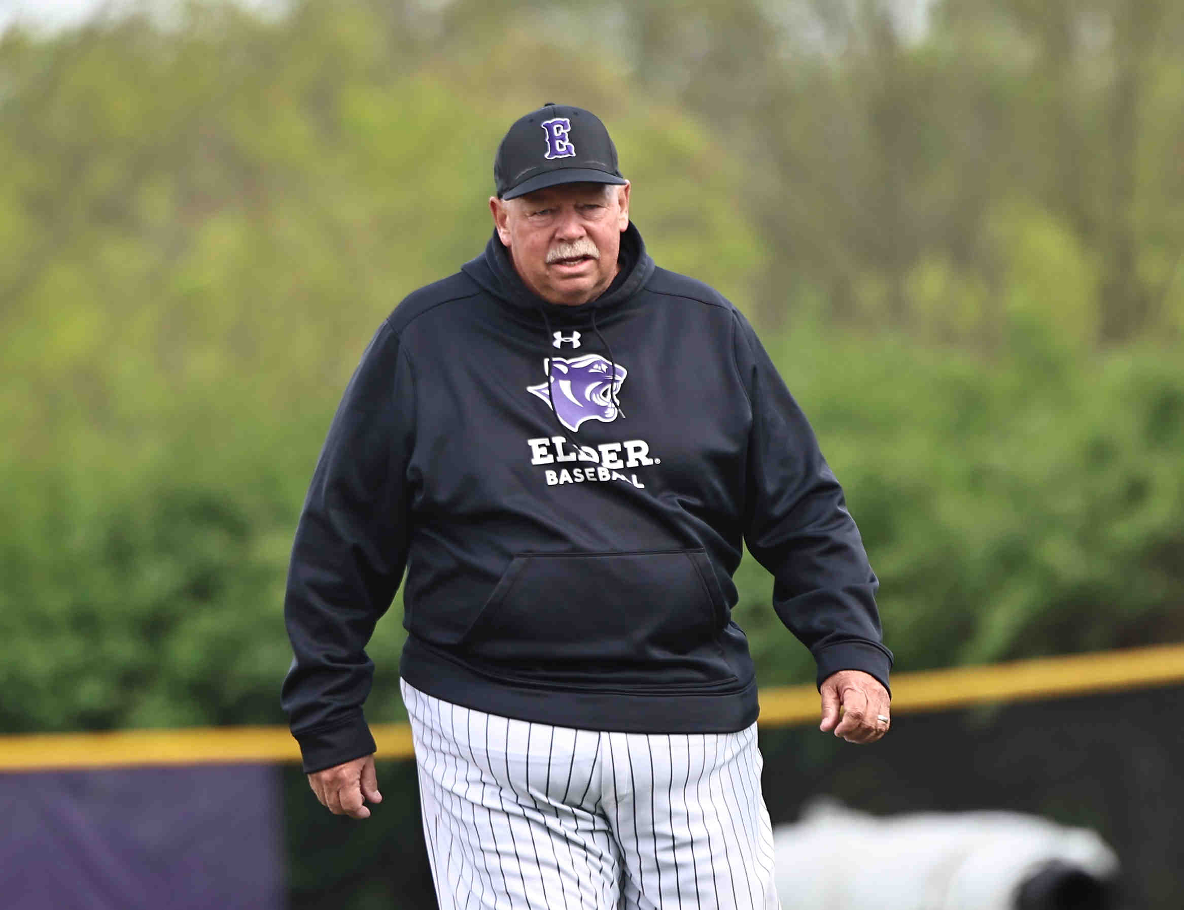Elder Panthers baseball coach Mark Thompson wins 700th game