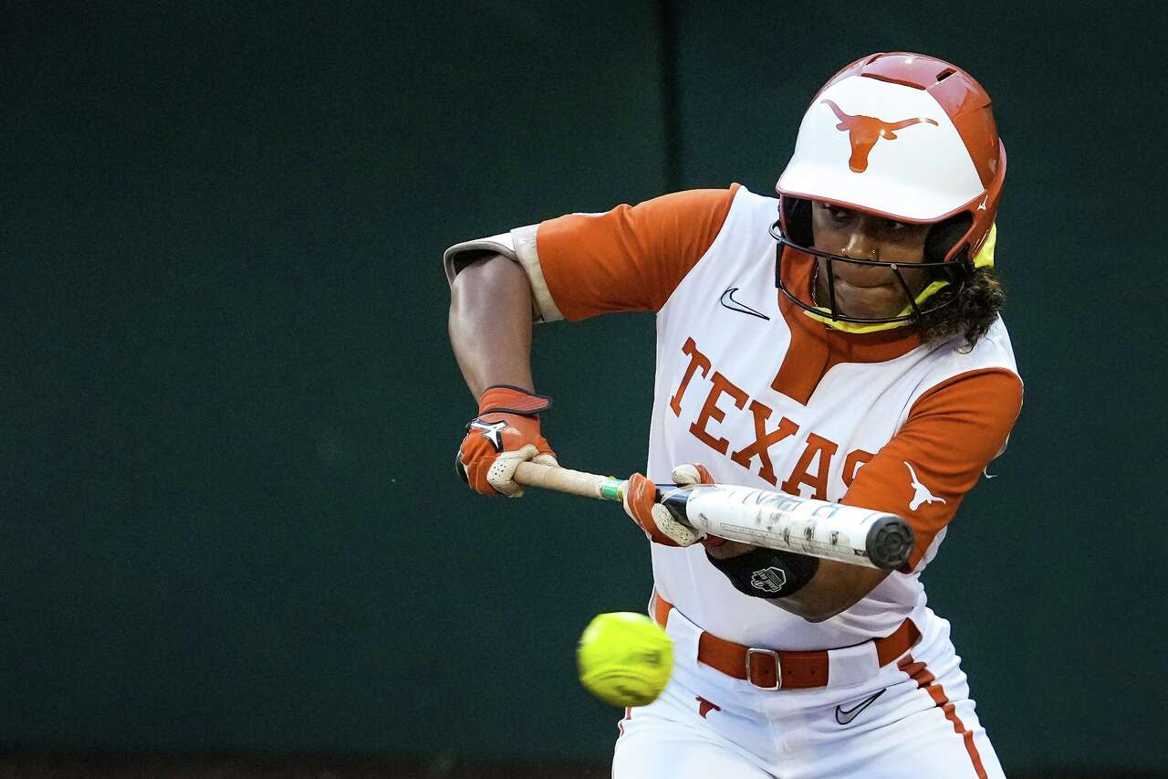 Where Texas softball ranks in NFCA national poll entering NCAA tournament