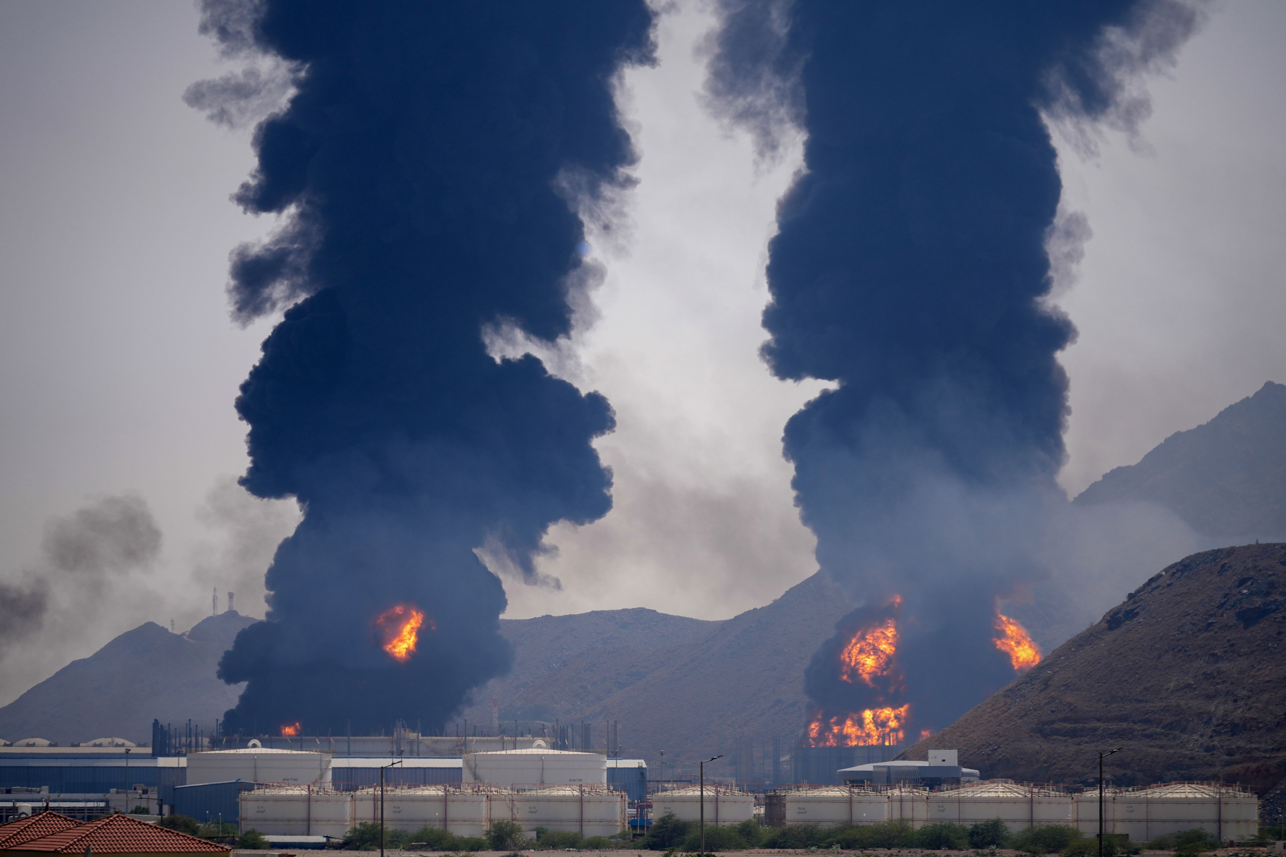 The significance of UAE, Saudi Arabia offensive attacks in Iran war