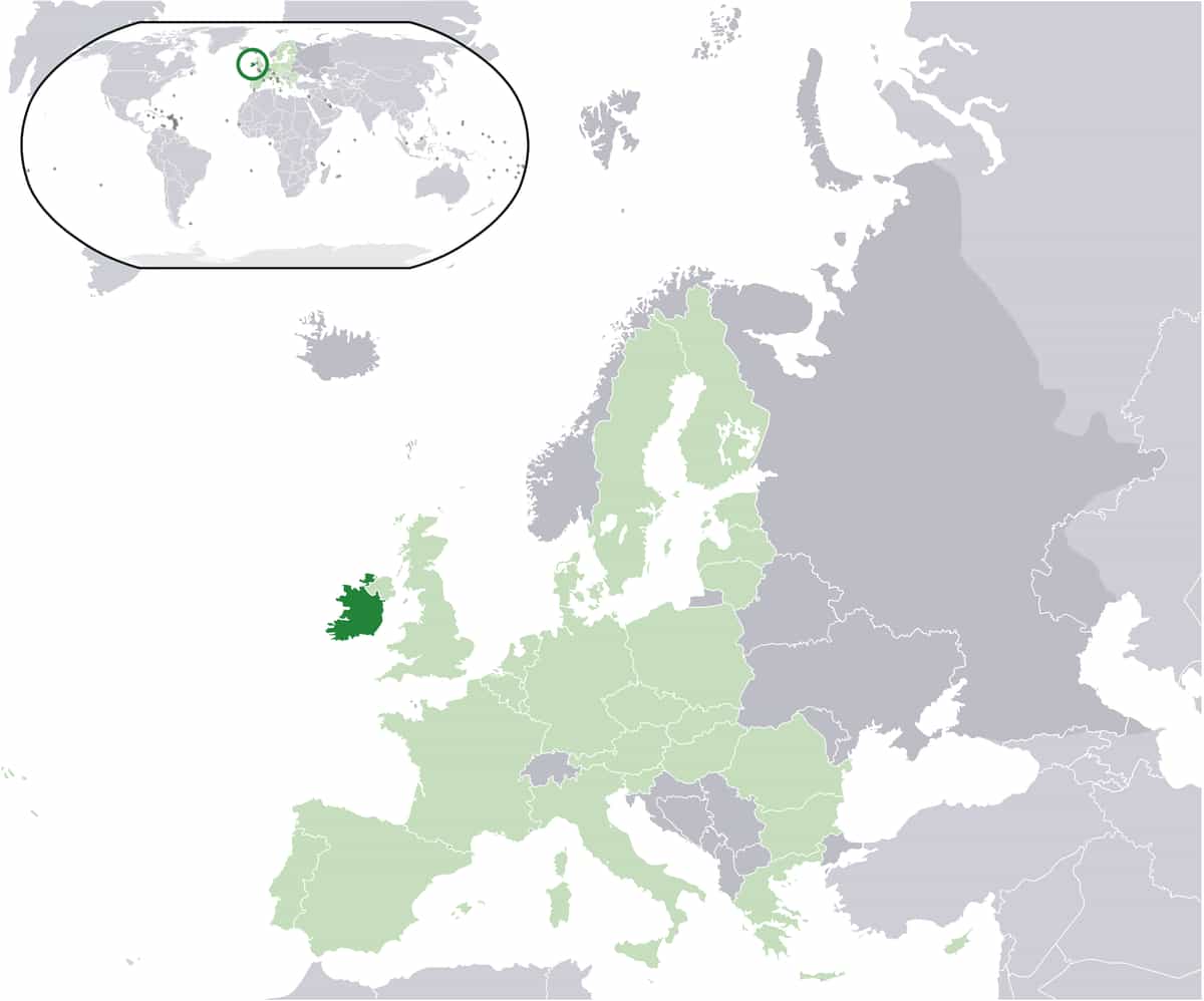 Describing countries without naming them