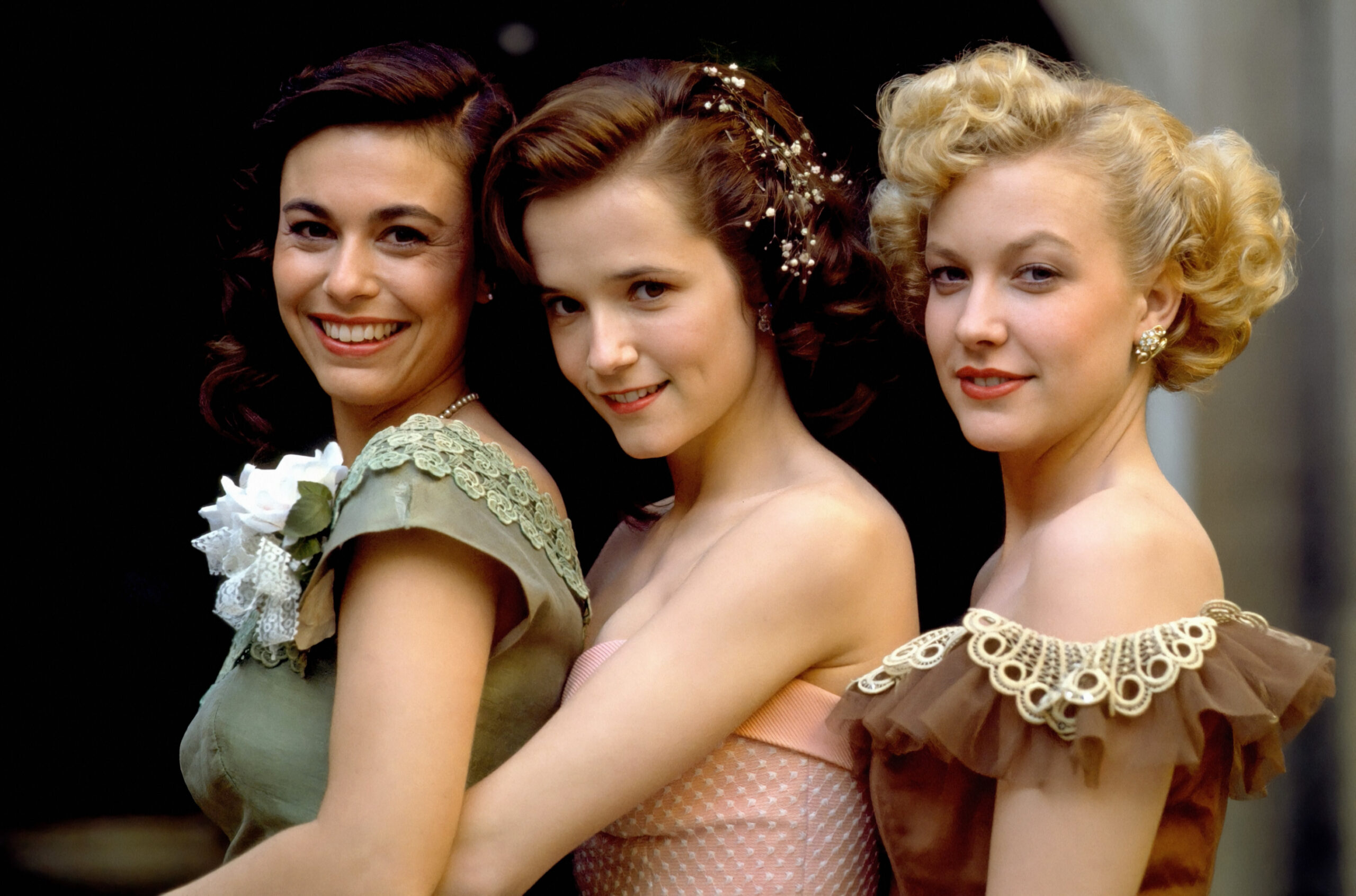 12 behind the scenes images from classic ’80s movies that capture a ...