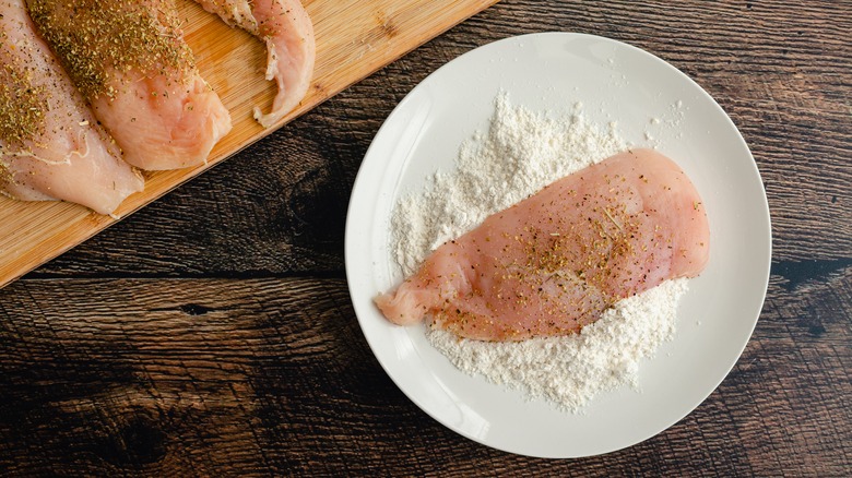 10 mistakes everyone makes when breading chicken