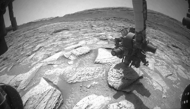 Curiosity rover got a rock stuck to its drill on Mars, and NASA had to ...