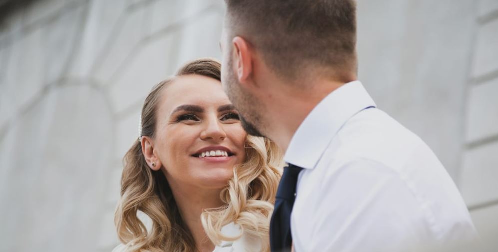 8 unspoken rules women follow when they really like someone