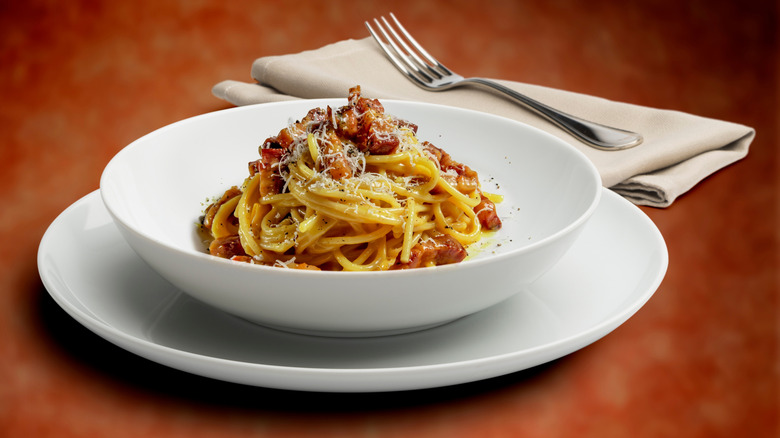 The absolute best pasta places Stanley Tucci ate at in Rome on ...