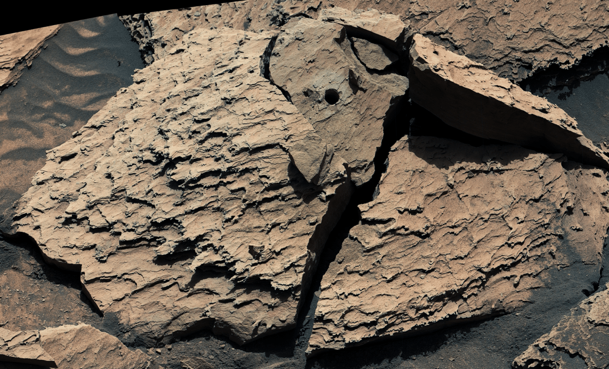 NASA’s Curiosity gets unprecedented view of Mars rock after unexpected ...