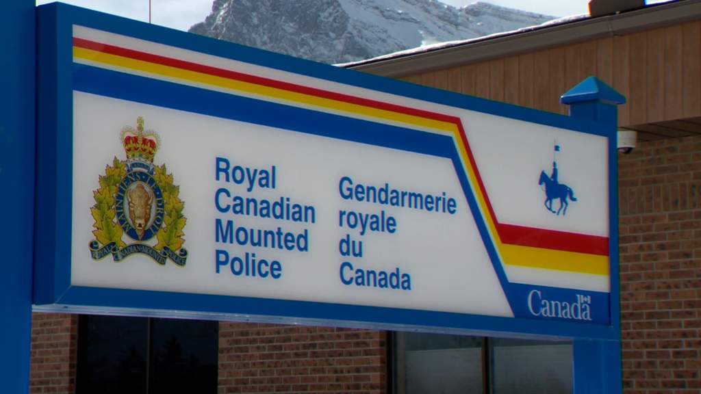 Alberta RCMP investigate after body discovered on Highway 1 near Canmore