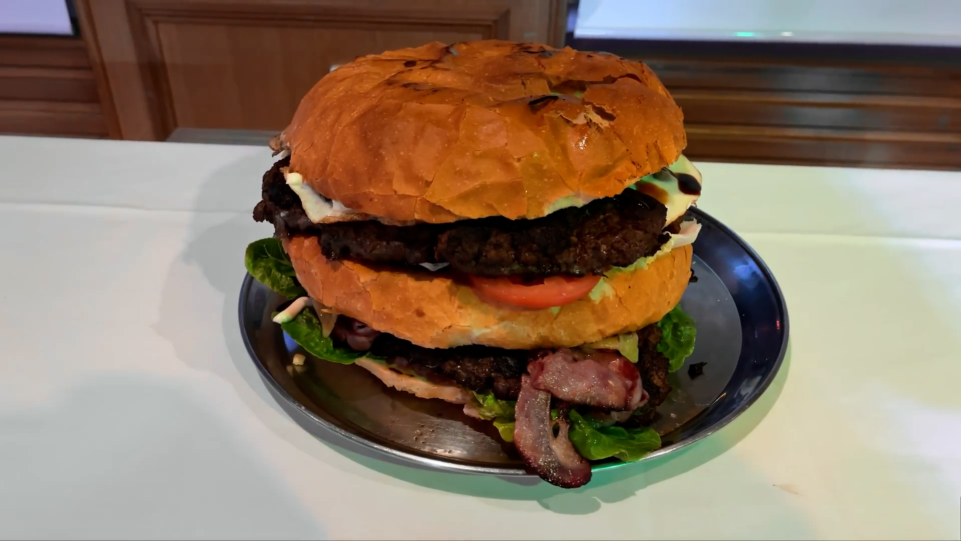 Man attempts impossibly large burger challenge with only 2 winners in ...
