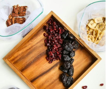 10 prune benefits that support daily nutrition