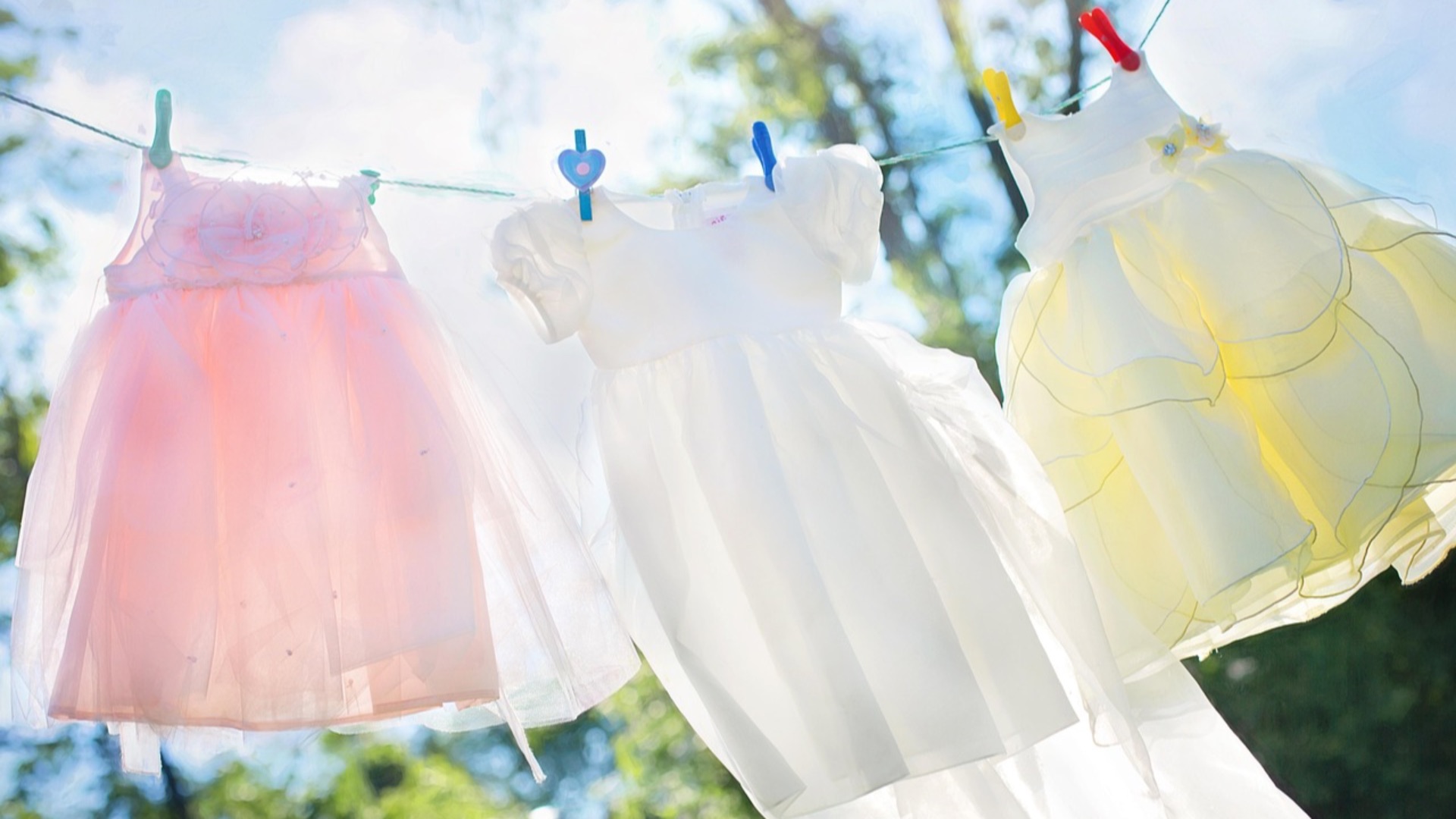 10 unexpected perks of hang-drying your clothes & 10 disappointing ...