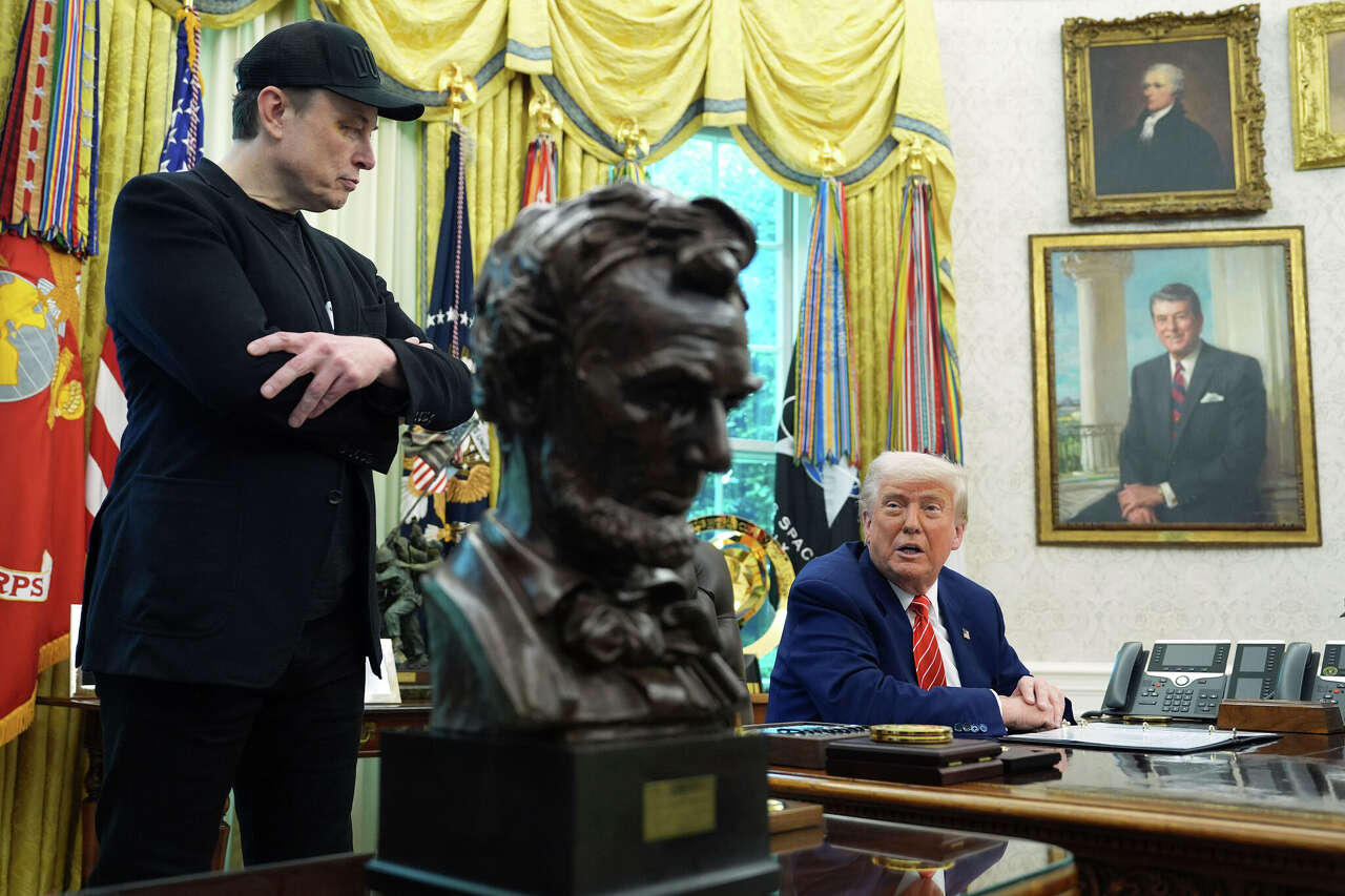 Elon Musk to join President Trump's China trip as only Texas CEO in ...