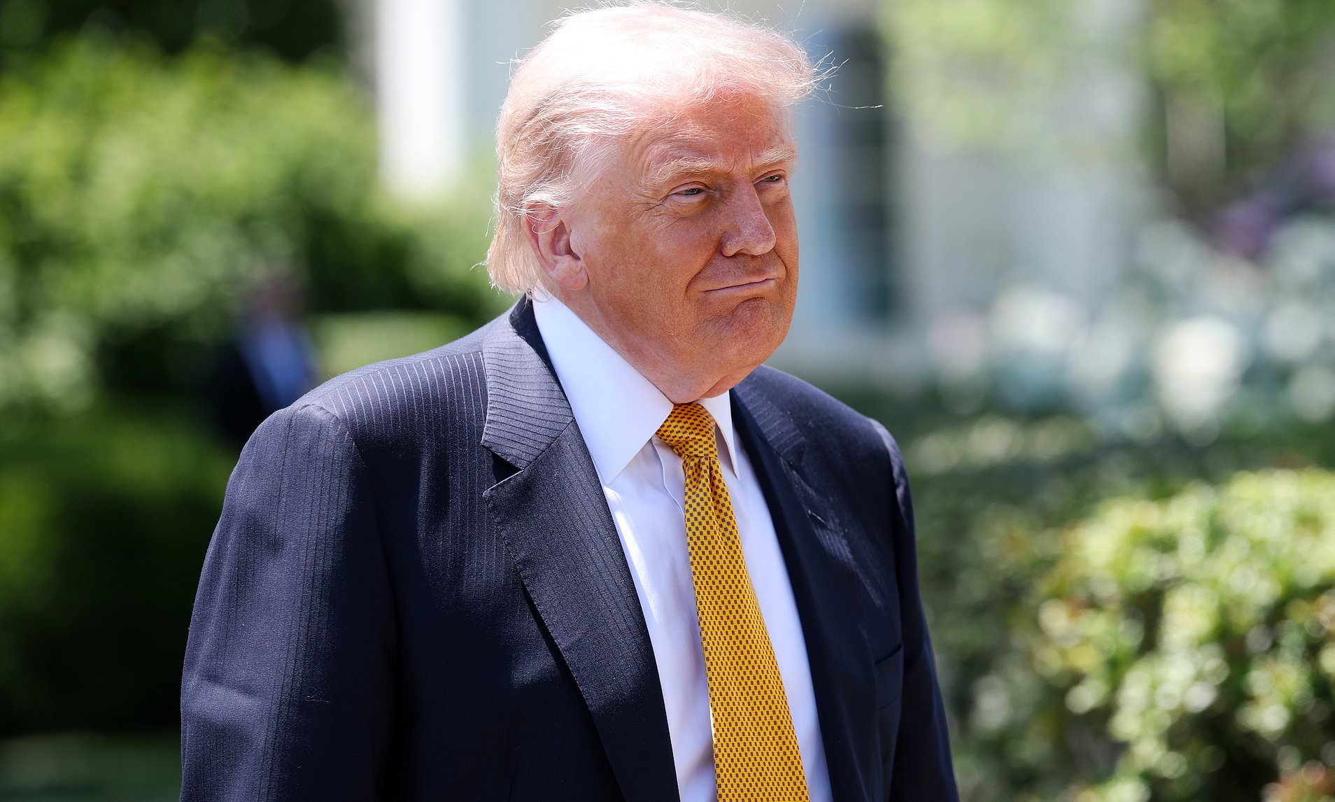 Trump humiliates reporters in explosive outburst as he heads on ...