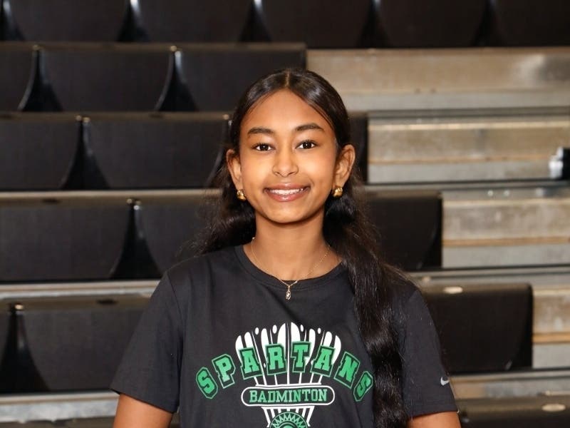 Senior Sara Abdelrahman key contributor in multiple roles for Oak Lawn ...