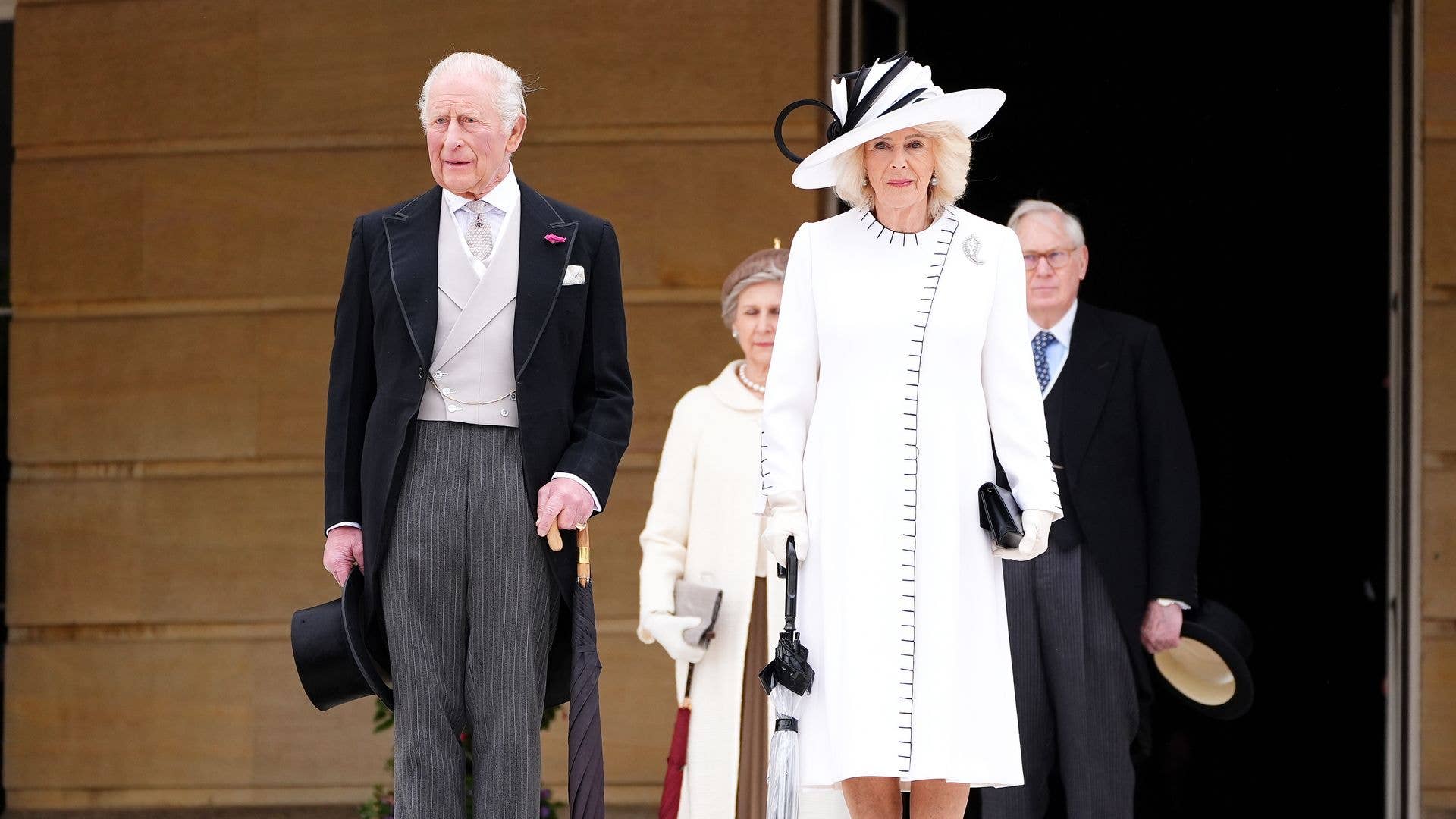 Queen Camilla recycles US state visit look alongside cheerful King ...