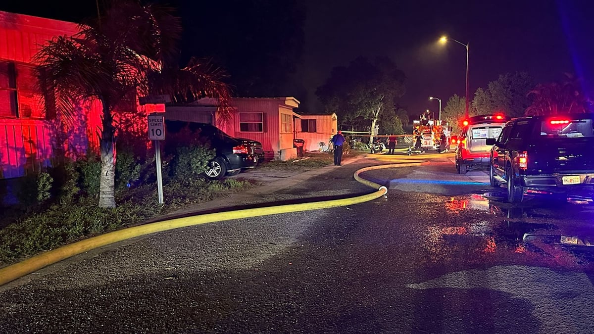 Woman, 4-year-old girl dead in Largo mobile home fire
