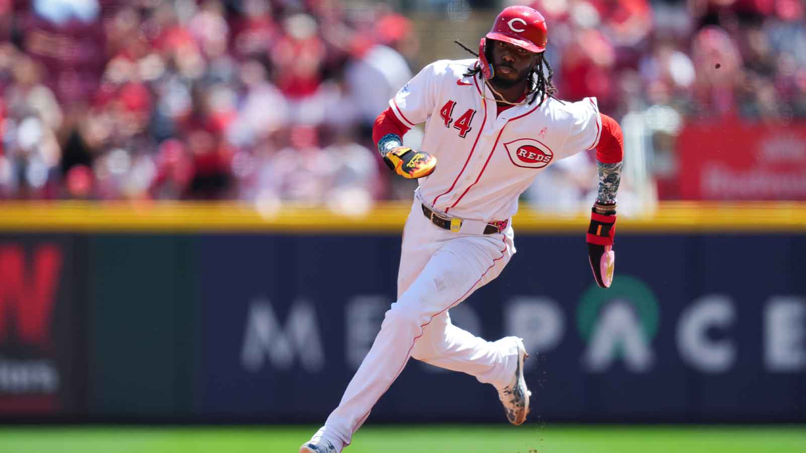 Reds not currently discussing contract extension with Elly De La Cruz