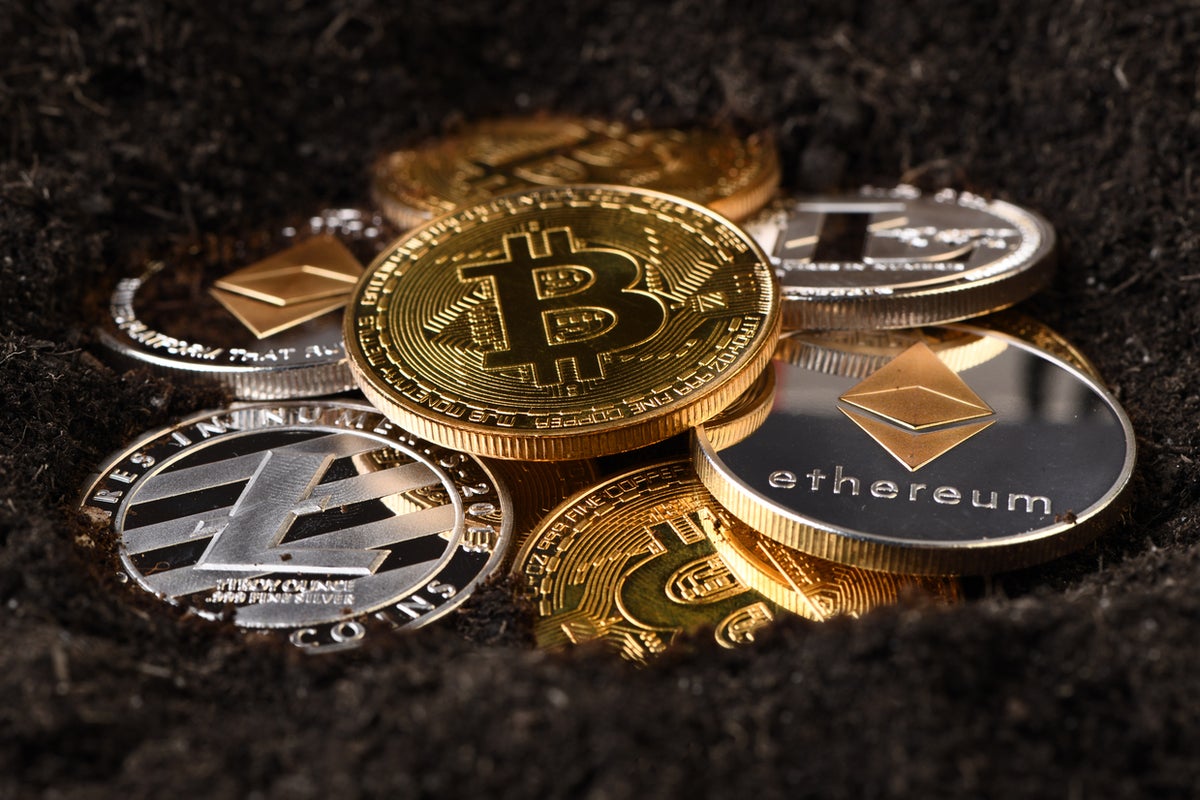 Crypto owner robbed of $6.5m by men posing as delivery drivers, report