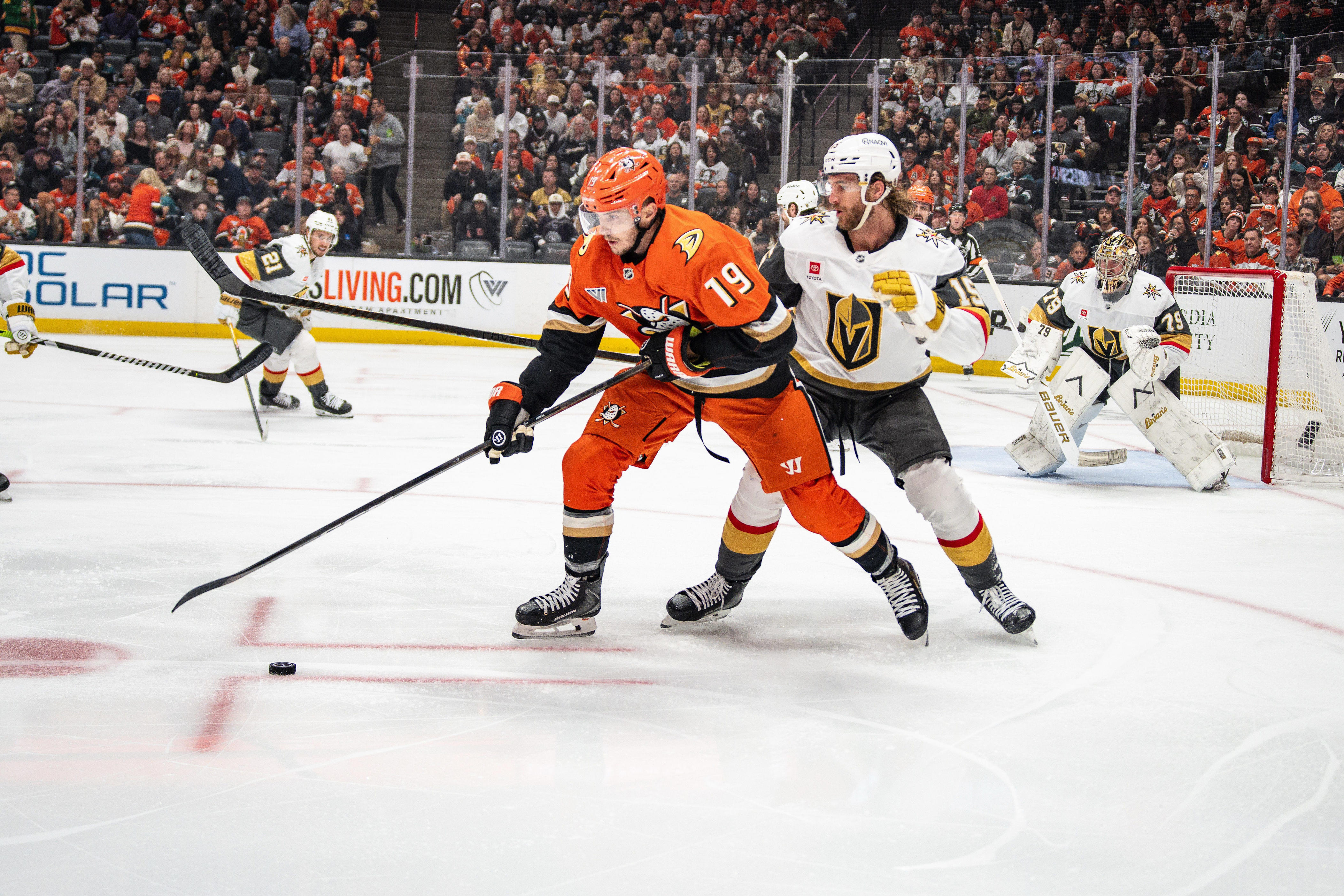 What channel are the Ducks on tonight? What channel are the Golden ...