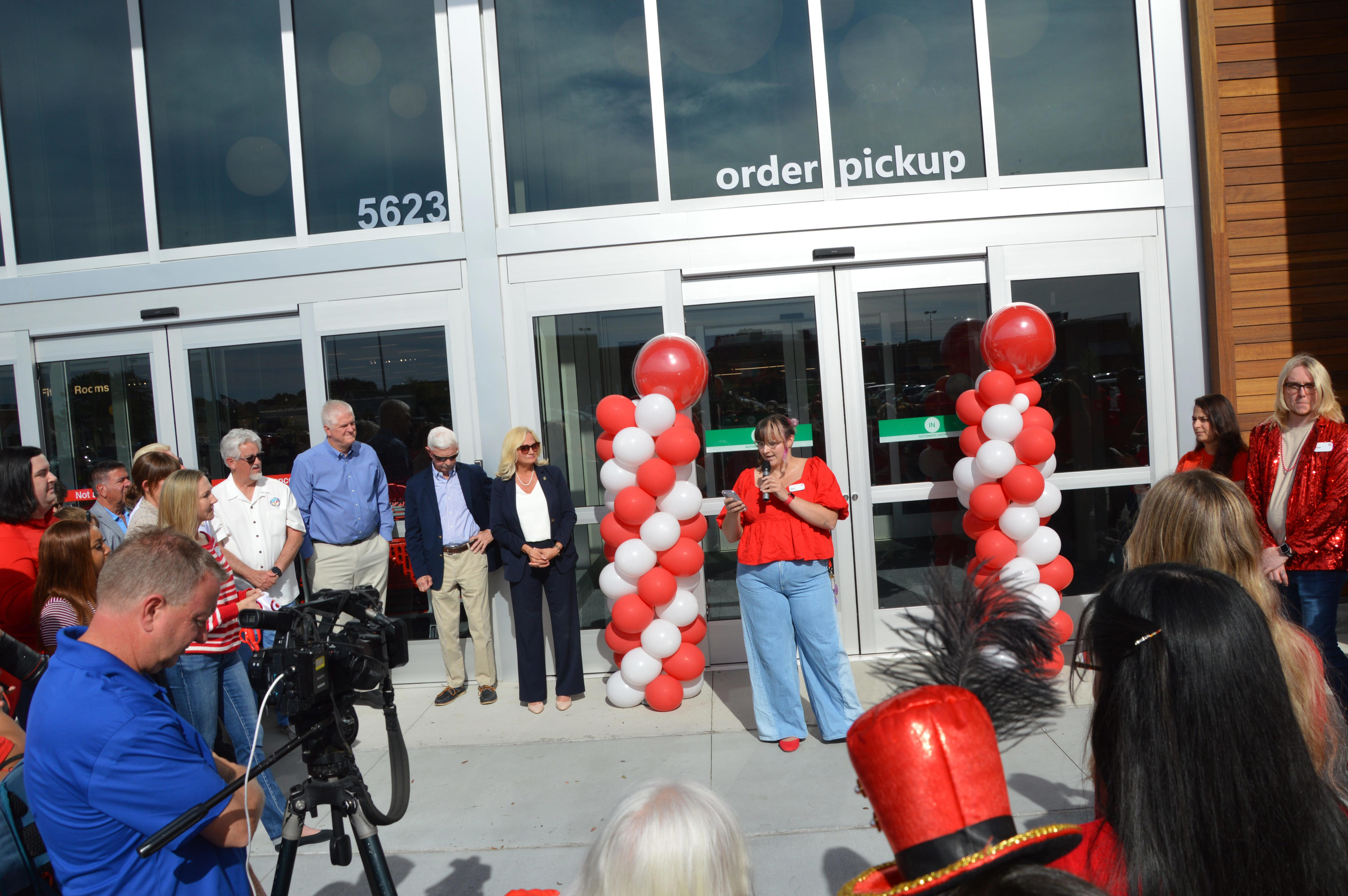 Target hosts preview event at new Wilmington store