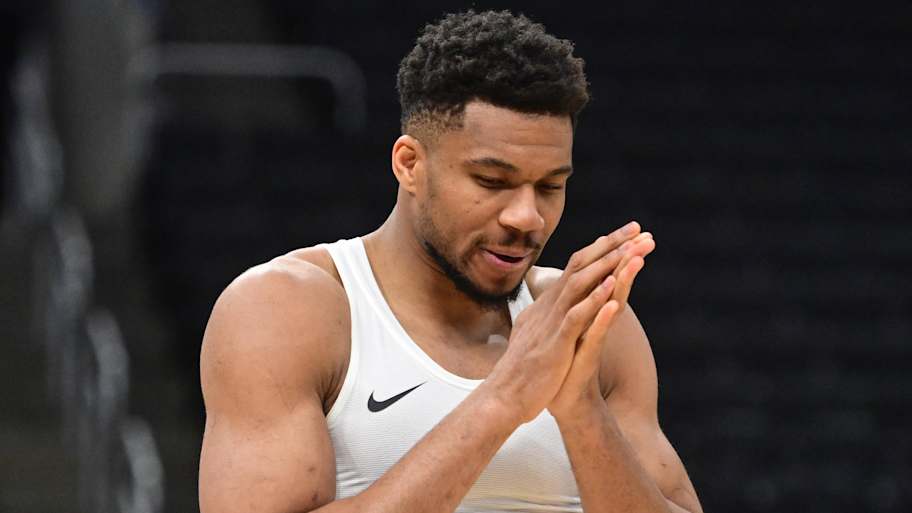 Report: Suns did not pursue blockbuster trade last season