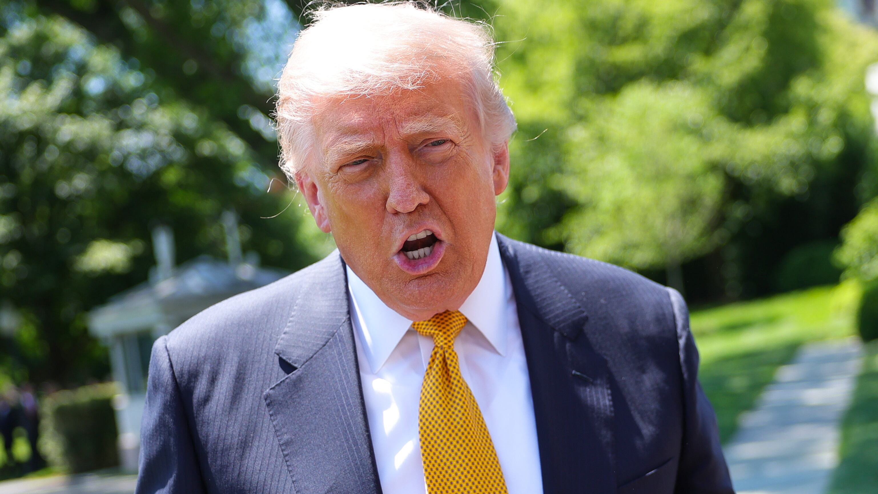 MAGA revolt as 60 rebels gang up to confront Trump