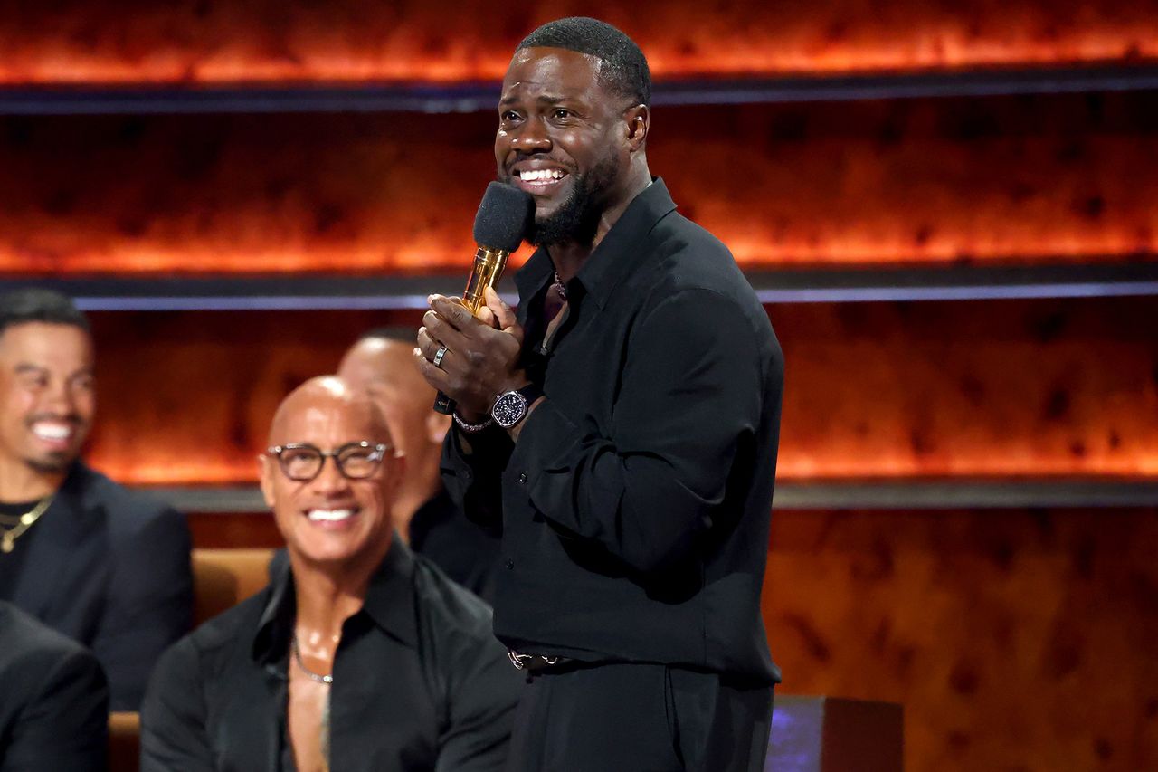 Michael Che mocks Kevin Hart roast for having mostly white writers