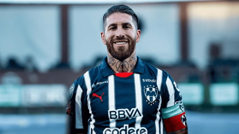 El regreso del dueño: Sergio Ramos compra al Sevilla por una fracción ...