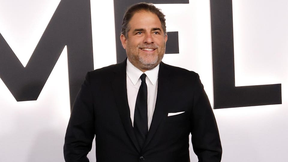 Hollywood director Ratner's 'Me Too' return continues: He's on Trump ...