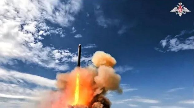 Satan II takes flight: Putin debuts 'world’s most powerful' missile