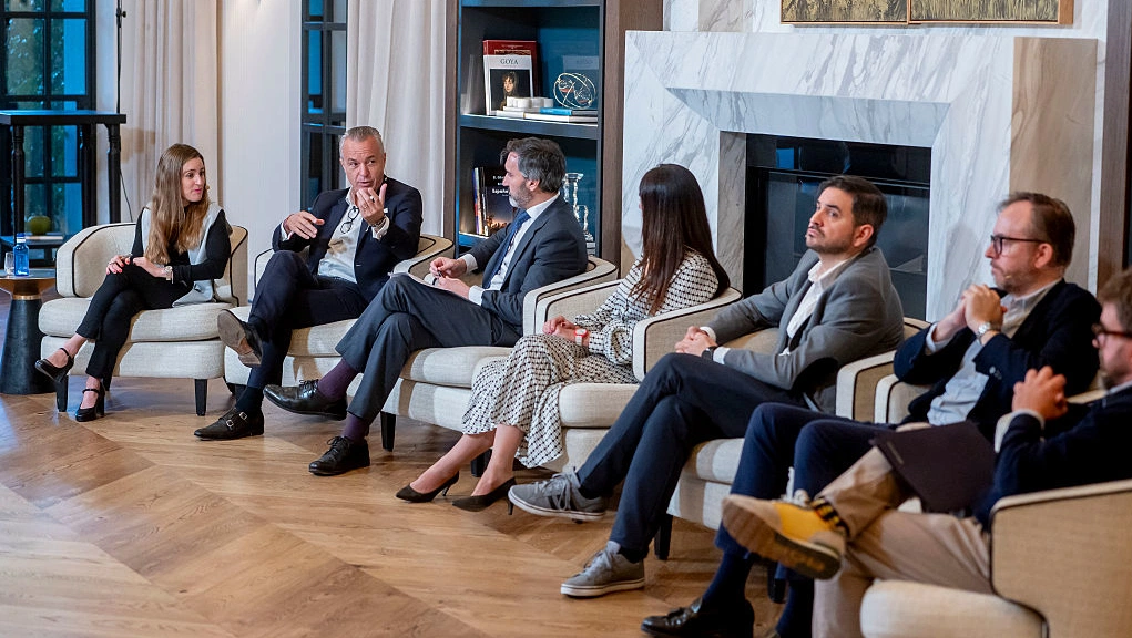 Experts urge governance-first strategy as AI autonomy rises