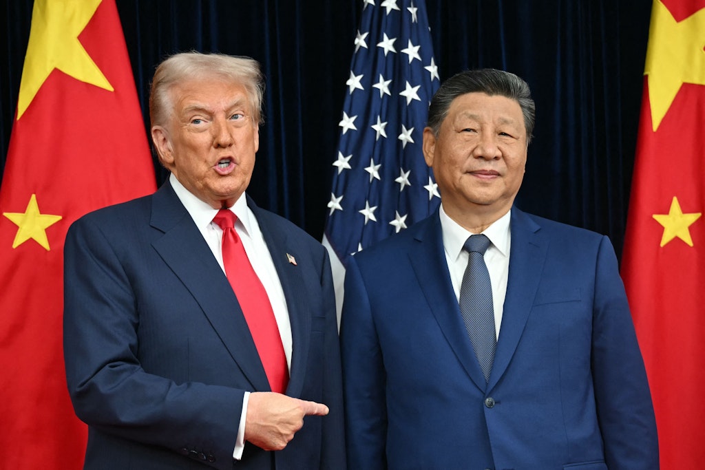 Trumps China-Reise: Musk, Apple-Chef Cook und BlackRock-Boss Fink ...