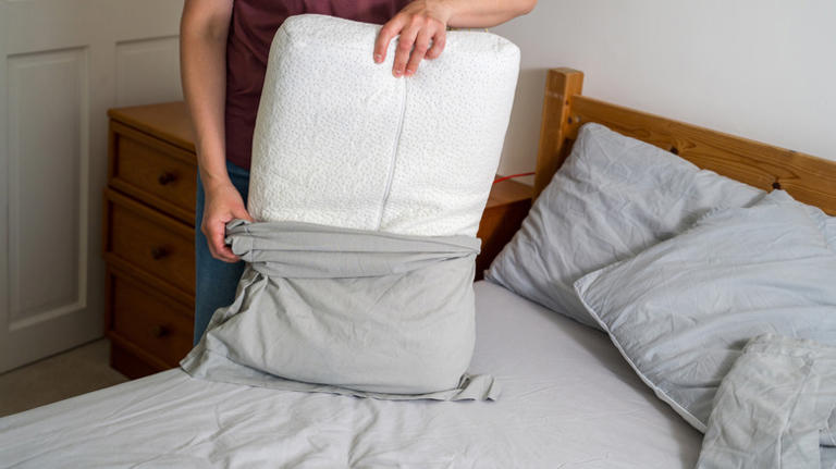 There's simply no need for traditional clothing drawer liners — here's ...