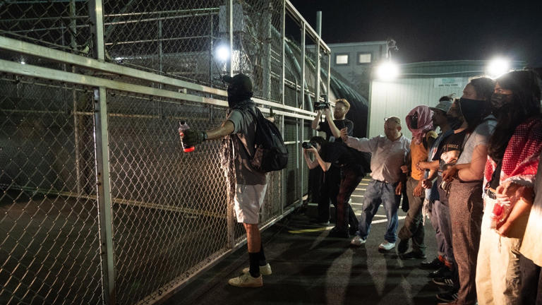 Anti-ICE protesters clash with agents outside New Jersey detention ...