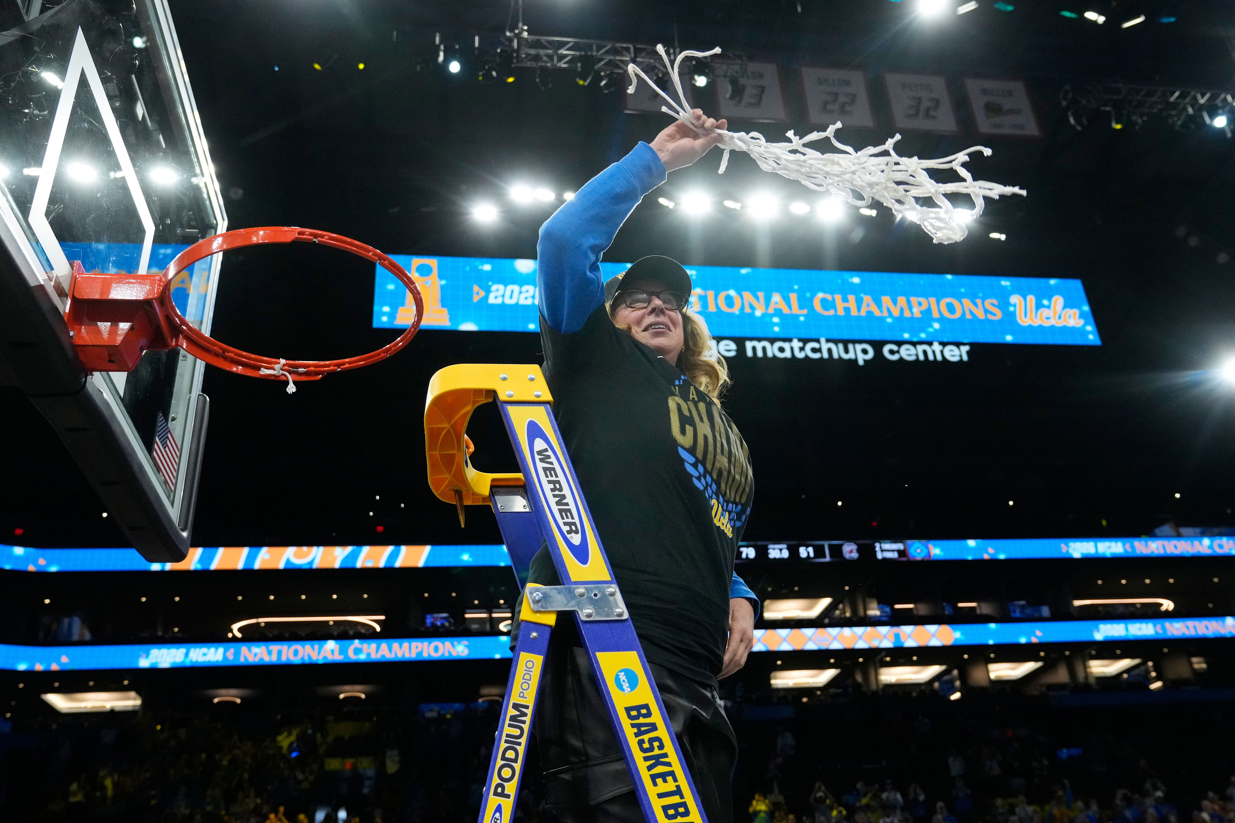 UCLA rewards Cori Close with a 4-year contract extension after Bruins ...